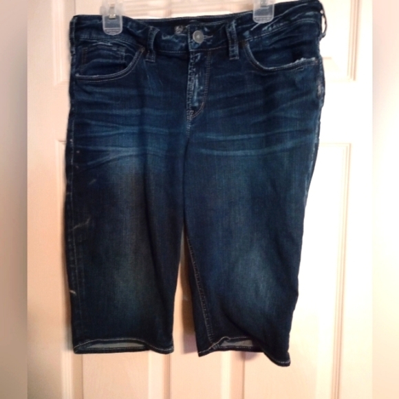 Silver Jeans | Shorts | Silver Suki Mid Bermuda Fluid Denim Shorts Size ...